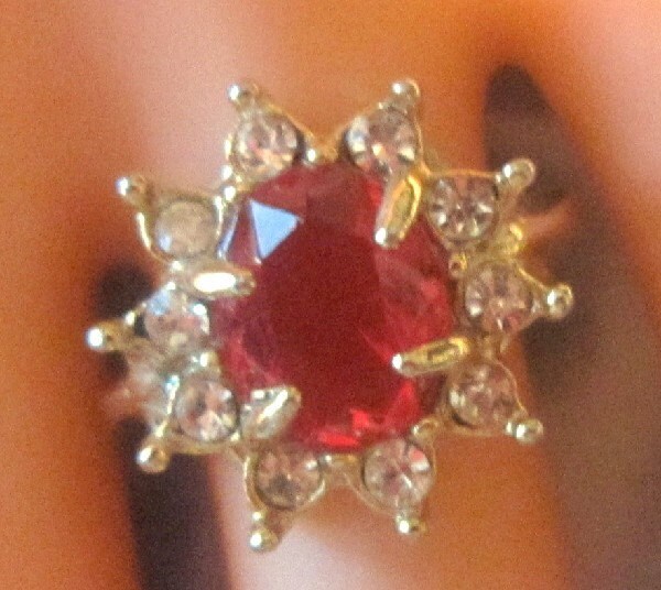 Vintage Gold Ring With Red Rhinestone and Crystals Size 7.5 - Etsy