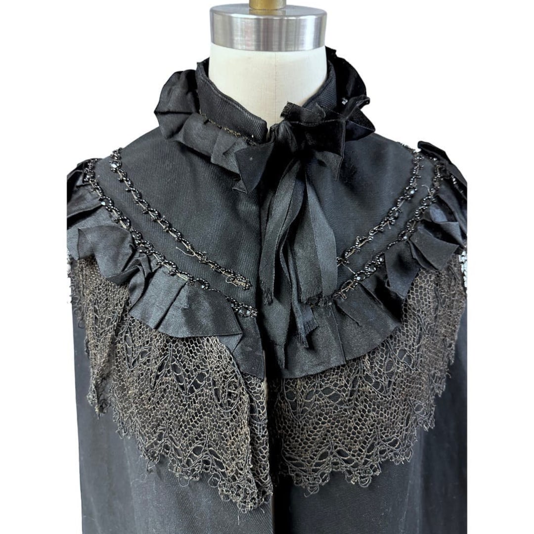 Victorian Mourning Cape - 1880s Black Wool, Cut Glass Beads & Lace - Etsy