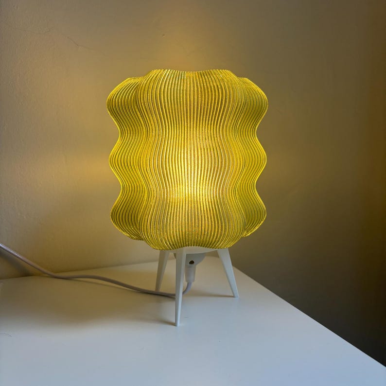 3D Printed Wavy Lamp With in 6 Colors - Pink, Green, Orange, Blue ...