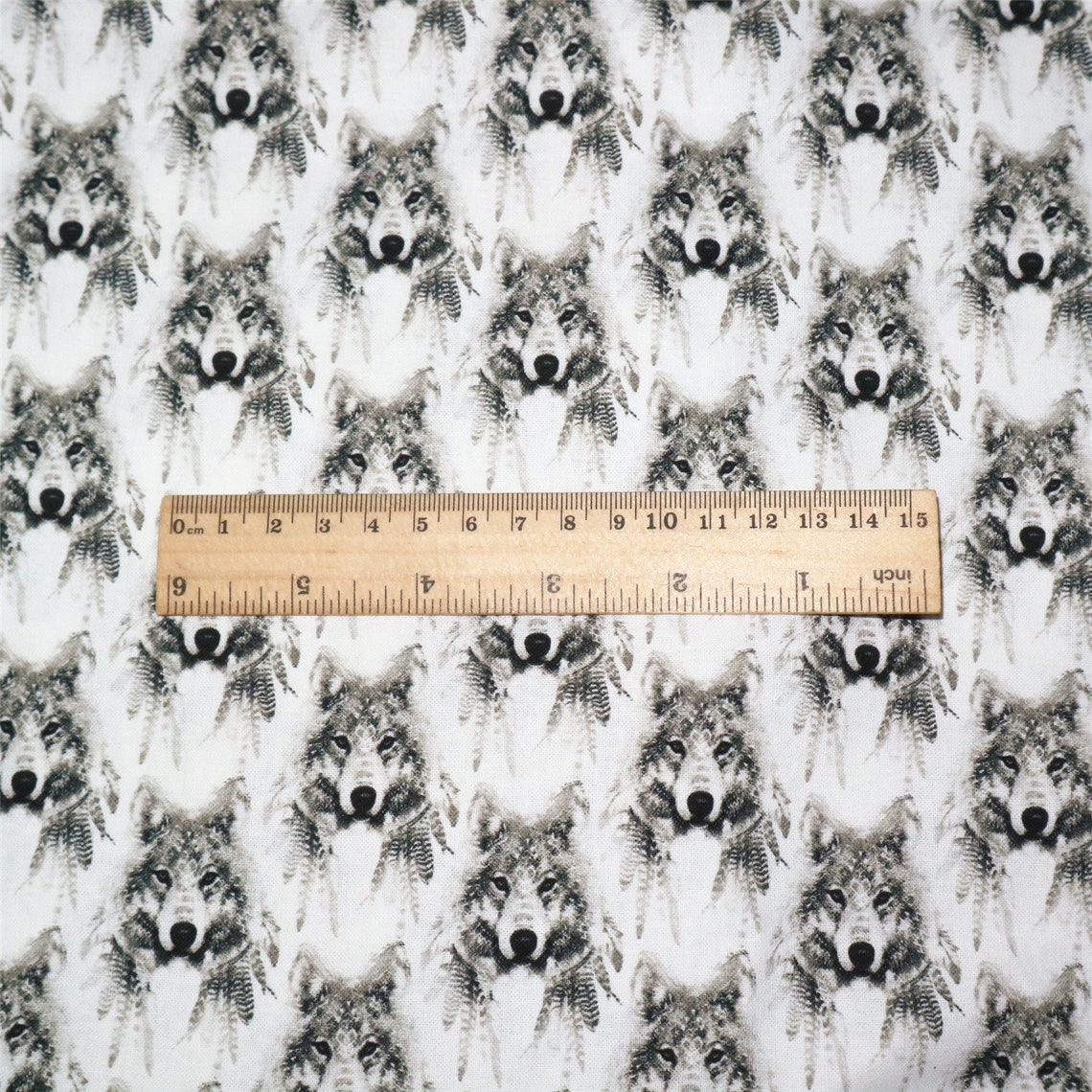 Wolf Fabricwolf Print on White 100% Cotton Fabricsewing - Etsy