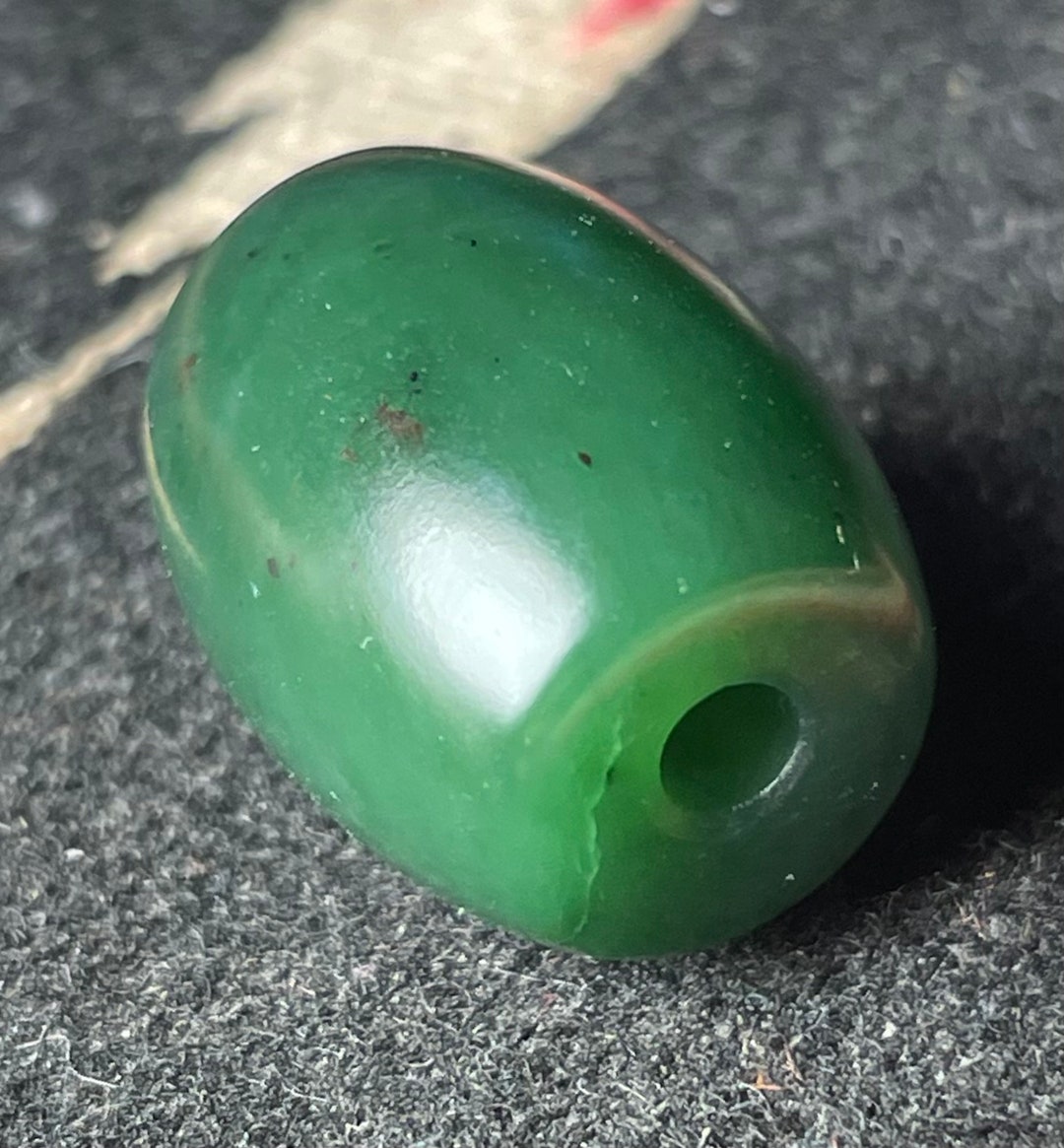 Himalayan Emerald Green Nephrite Jade Bead 18.6mm X 14.9mm - Etsy