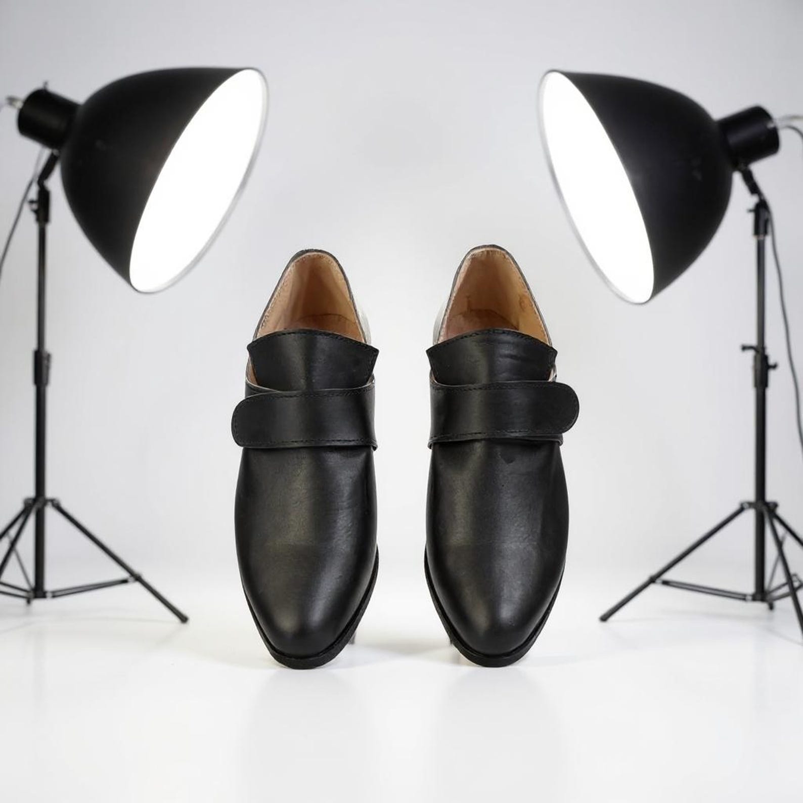 Handmade Colonial Leather Shoes: 18th Century Reenactment Footwear ...