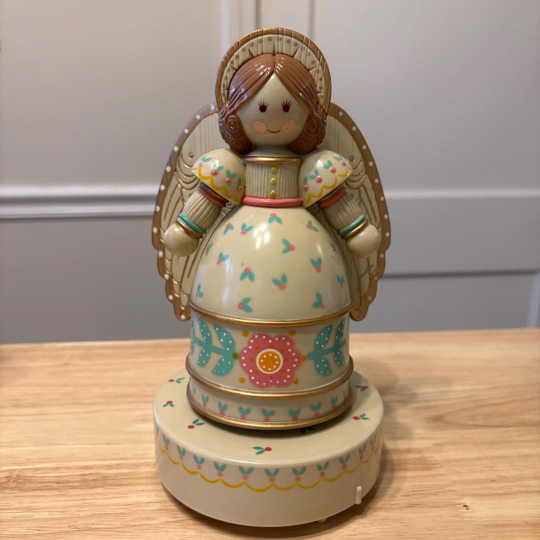 Vintage Plastic Rotating Angel Music Box Plays 