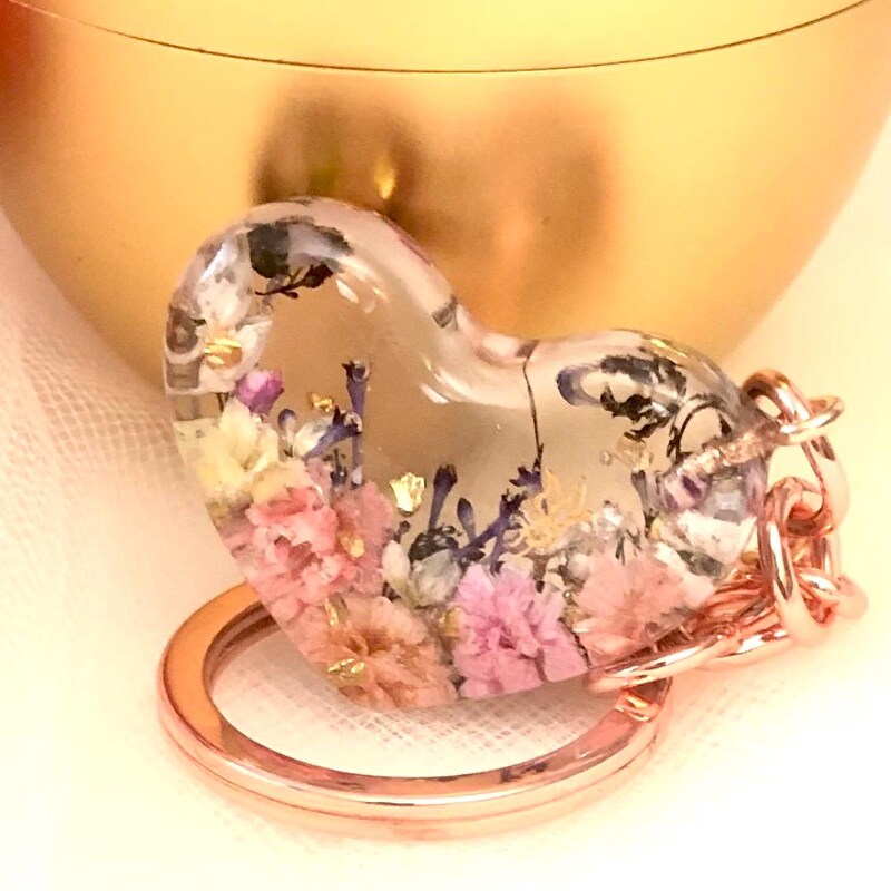 Resin Flower Keychain - Etsy