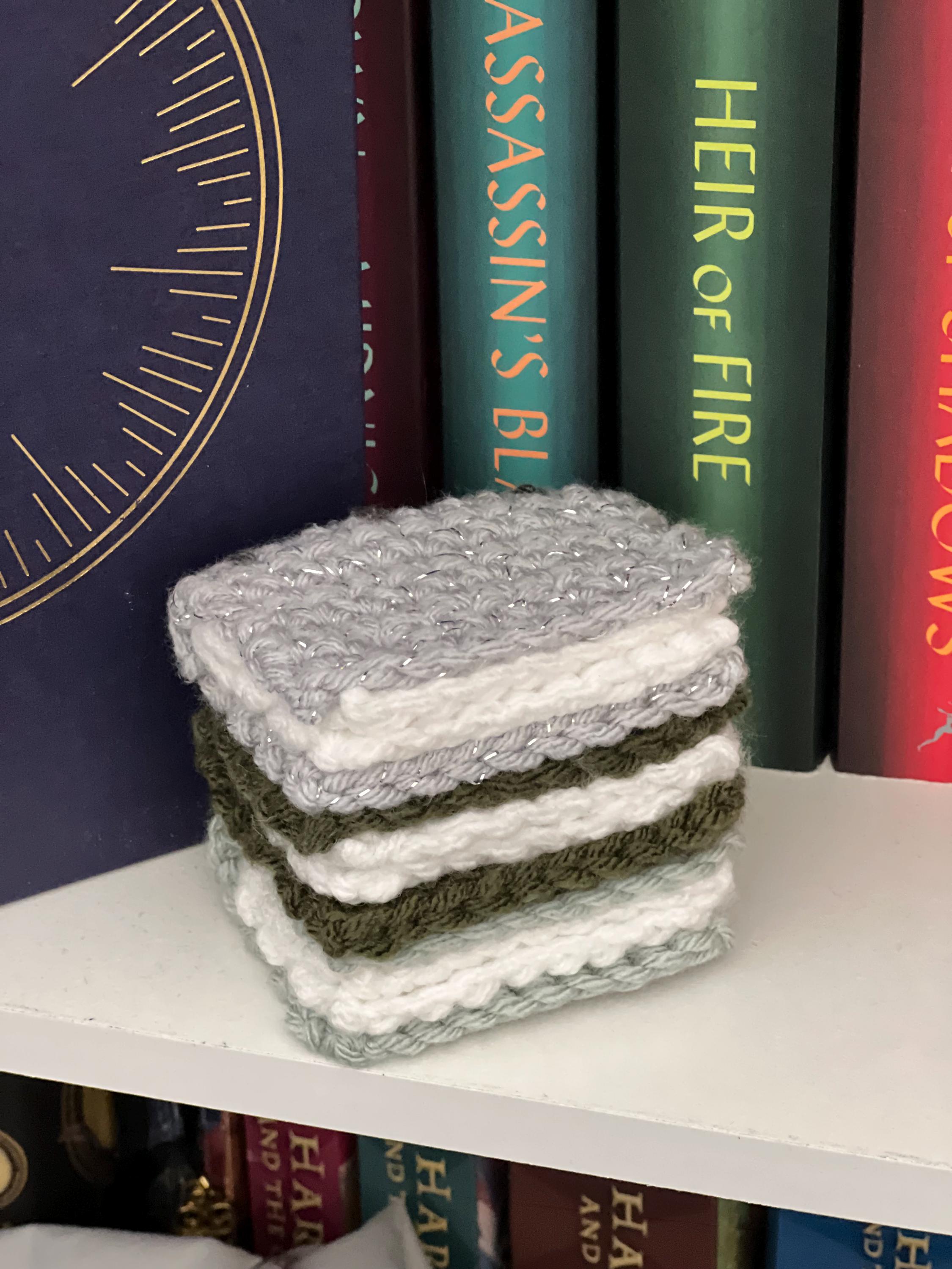 Mini Crochet Book Pattern PDF, Amigurumi Closed Stackable Books, Easy ...