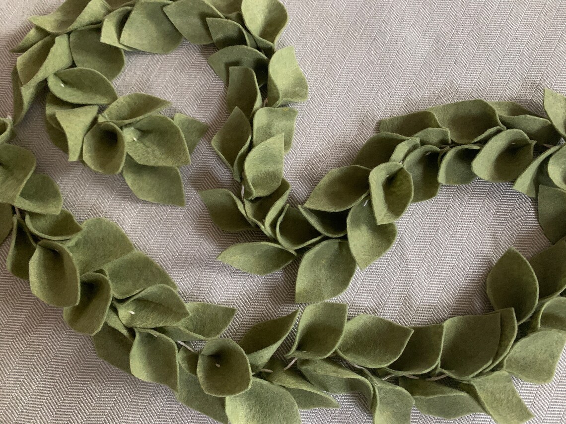 Felt Leaf Garland // Fall Garland // Spring Garland // Summer Garland ...