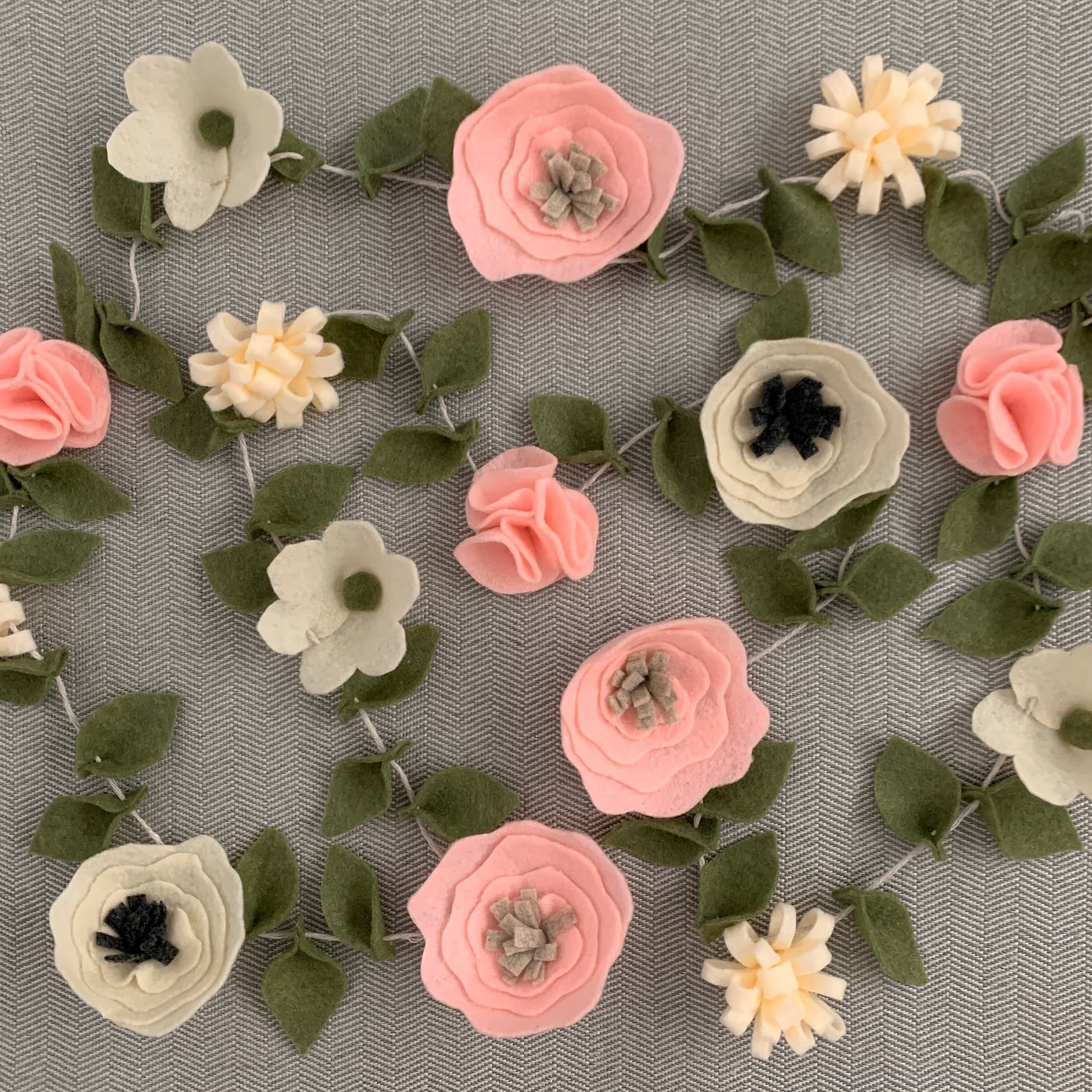 Felt Floral Flower Garland // Spring Decor // Nursery // - Etsy