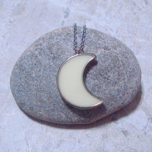 Moon Glow Necklace - Etsy