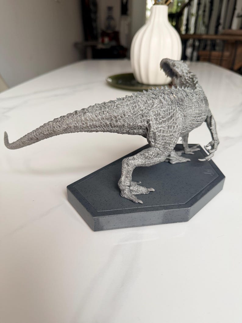 Jurassic World Indominus Rex Dinosaur Statue - Etsy Australia