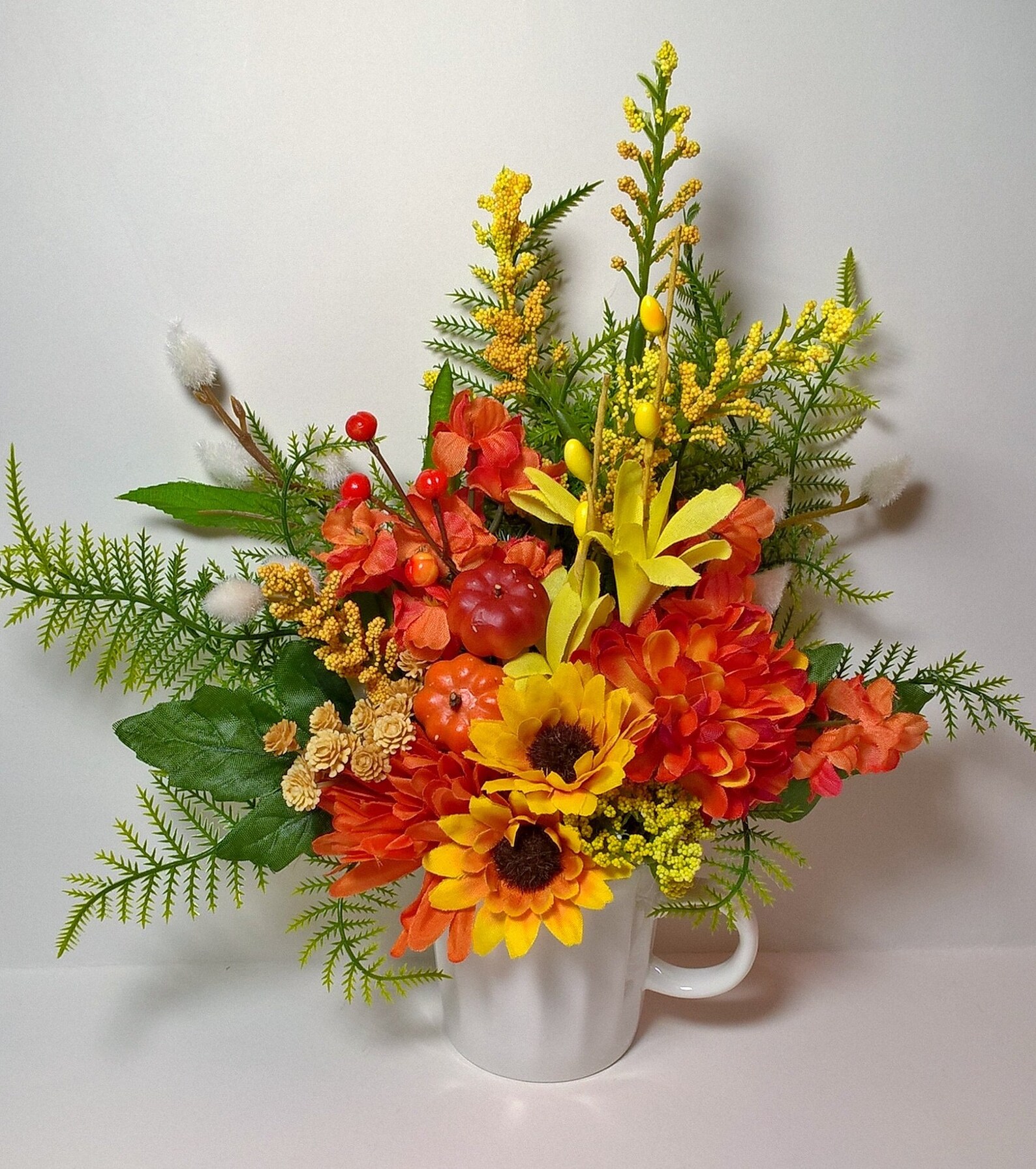 Small Fall Centerpiece - Floral Arrangement - Centerpiece - Silk Table ...