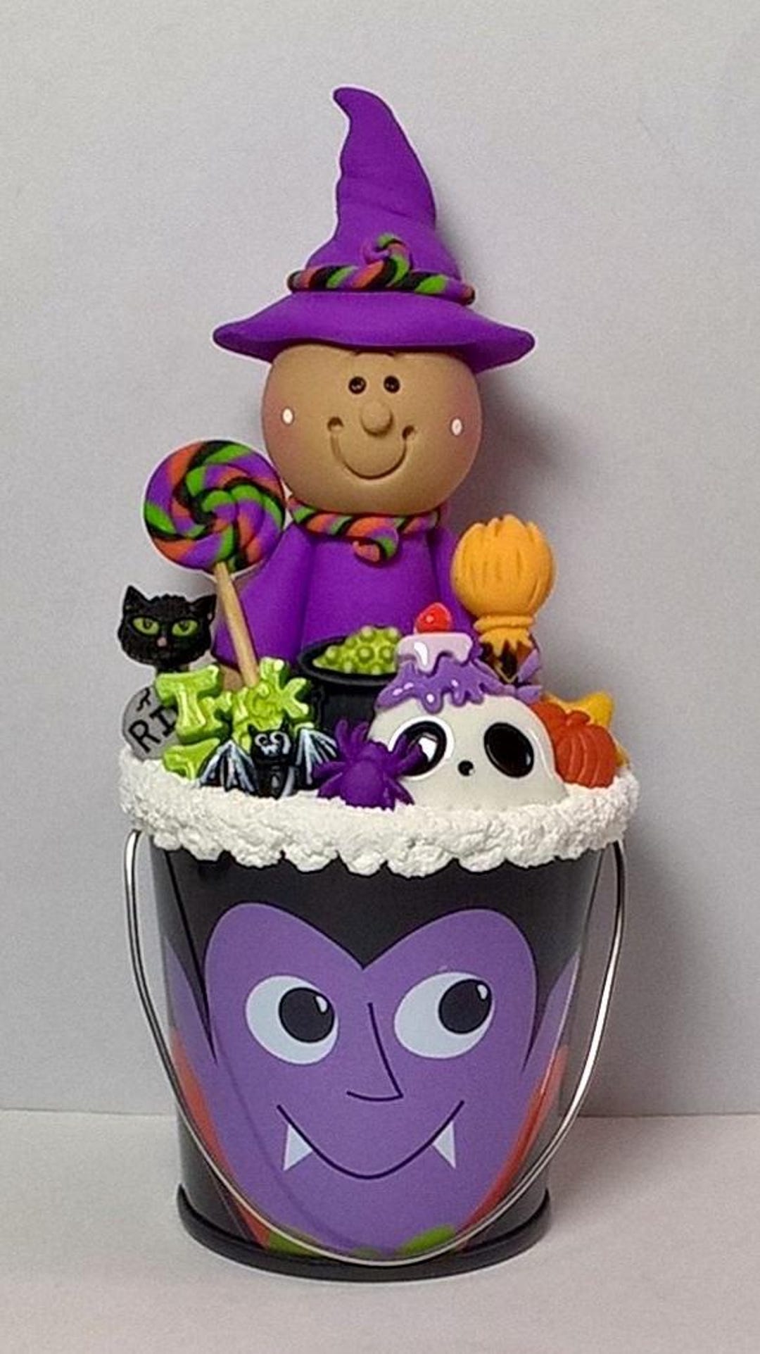 Halloween Ginger Witch in Metal Dracula - Black Cat - Spider - Witches ...