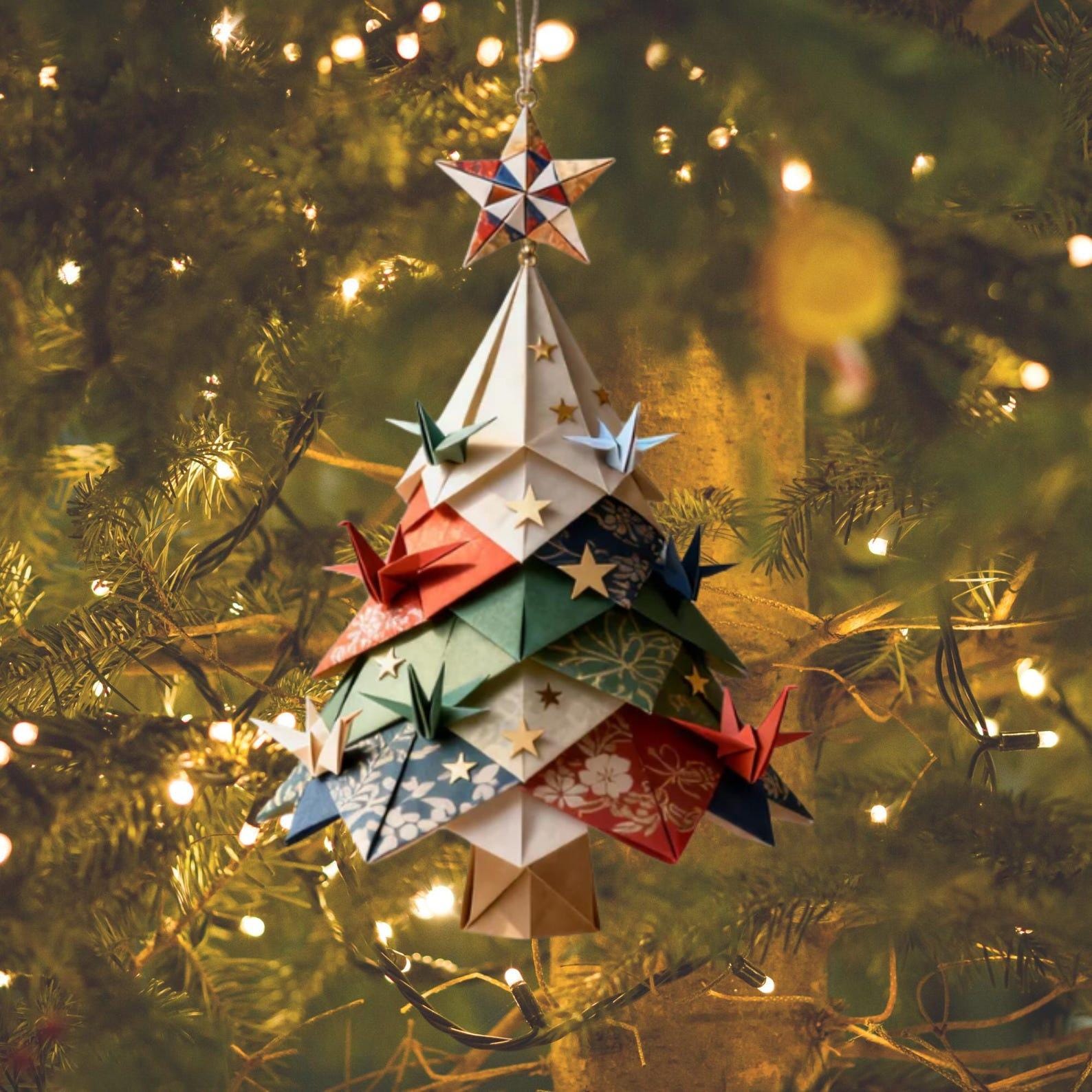 Handmade Origami Christmas Tree Ornament, 2D Flat Japanese Paper Crane ...