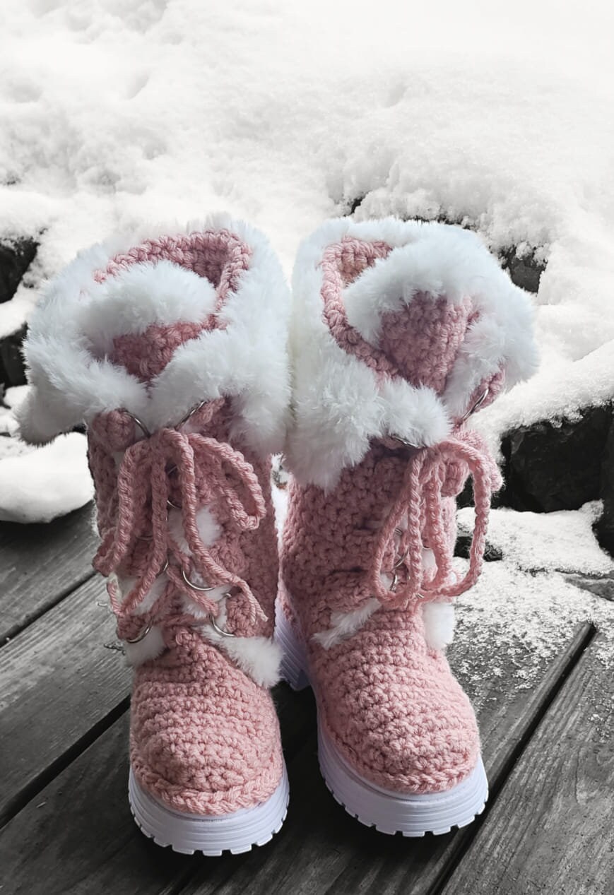 Pink Snow Bunny Boots Crochet Pattern - Lace up - Fur - 3 Different ...