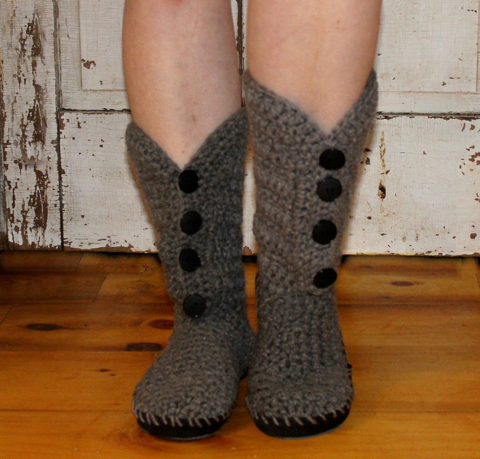Crochet Boots Pattern-------gray BUTTON Boots----street Shoes or ...