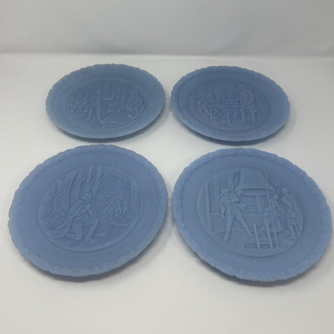 Set 4 Bicentennial FENTON Blue Plates 1776-1976 General Federation ...