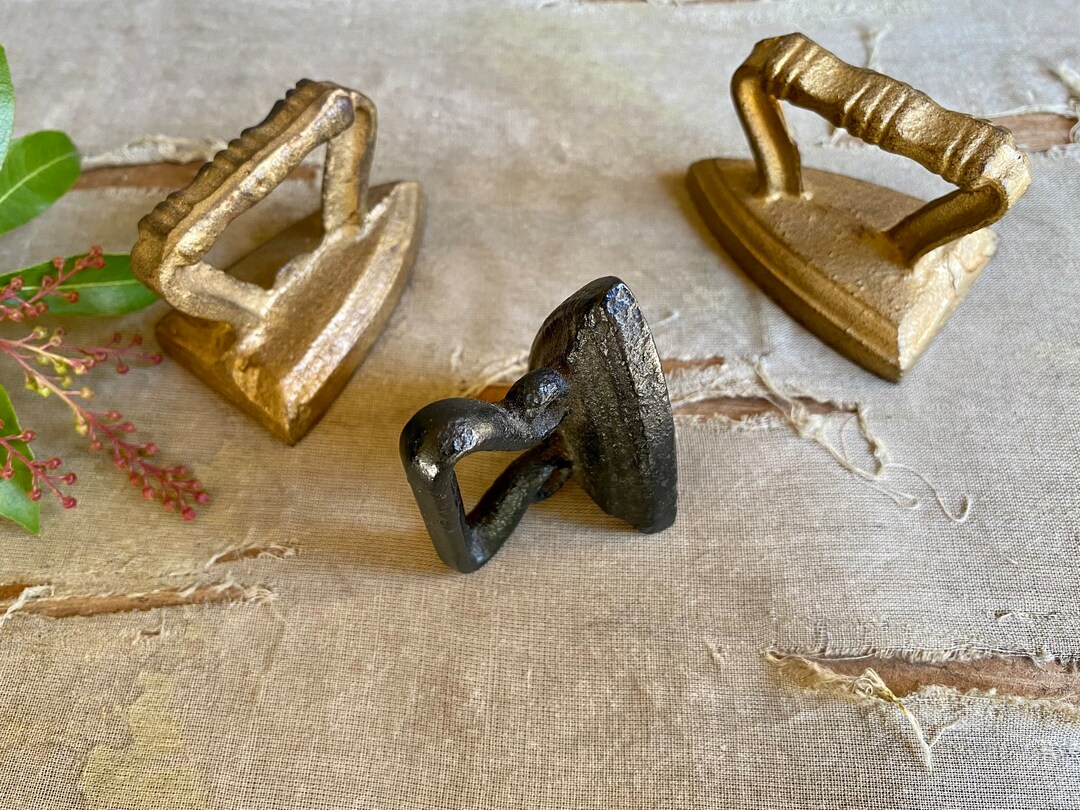 Antique Miniature Sad Iron Set of 3 - Etsy