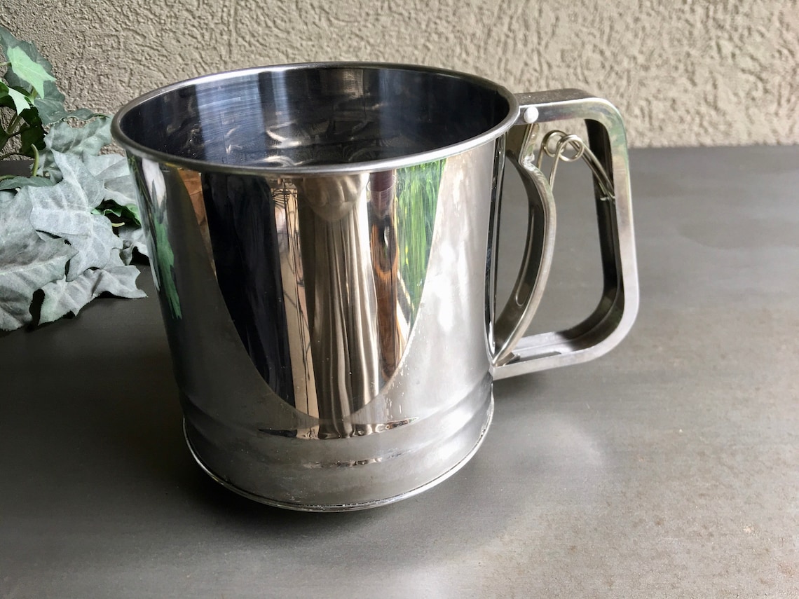 Vintage Handheld Flour Sifter Old Fashioned Sifter Triple - Etsy