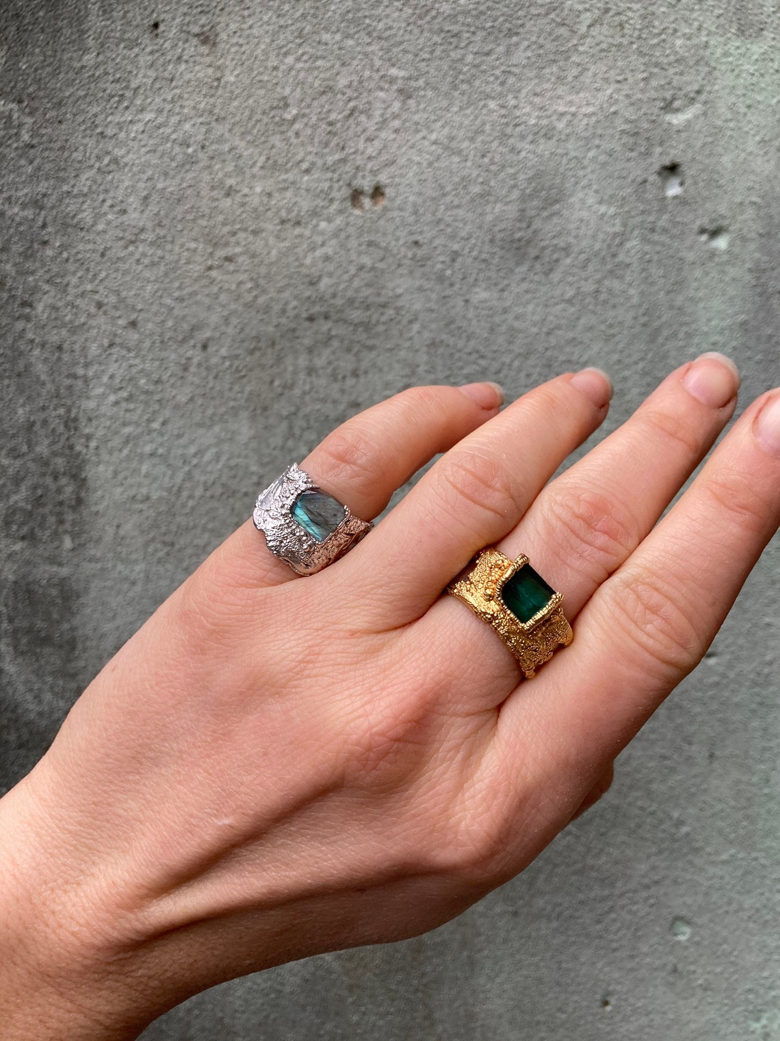 Neon Demon - Crocheted Silver Ring With Labradorite - Etsy