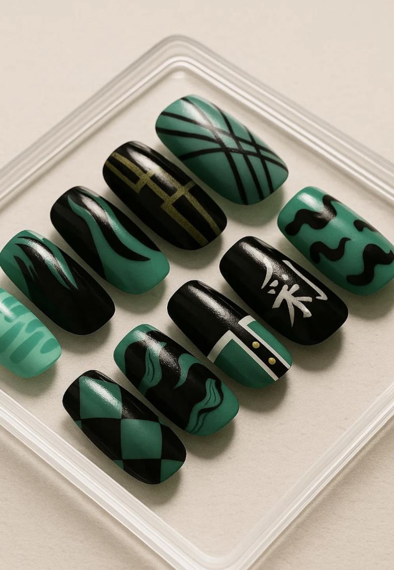 Demon Slayer Mist Hashira Nails, Muichiro Tokito Press on Nails ...