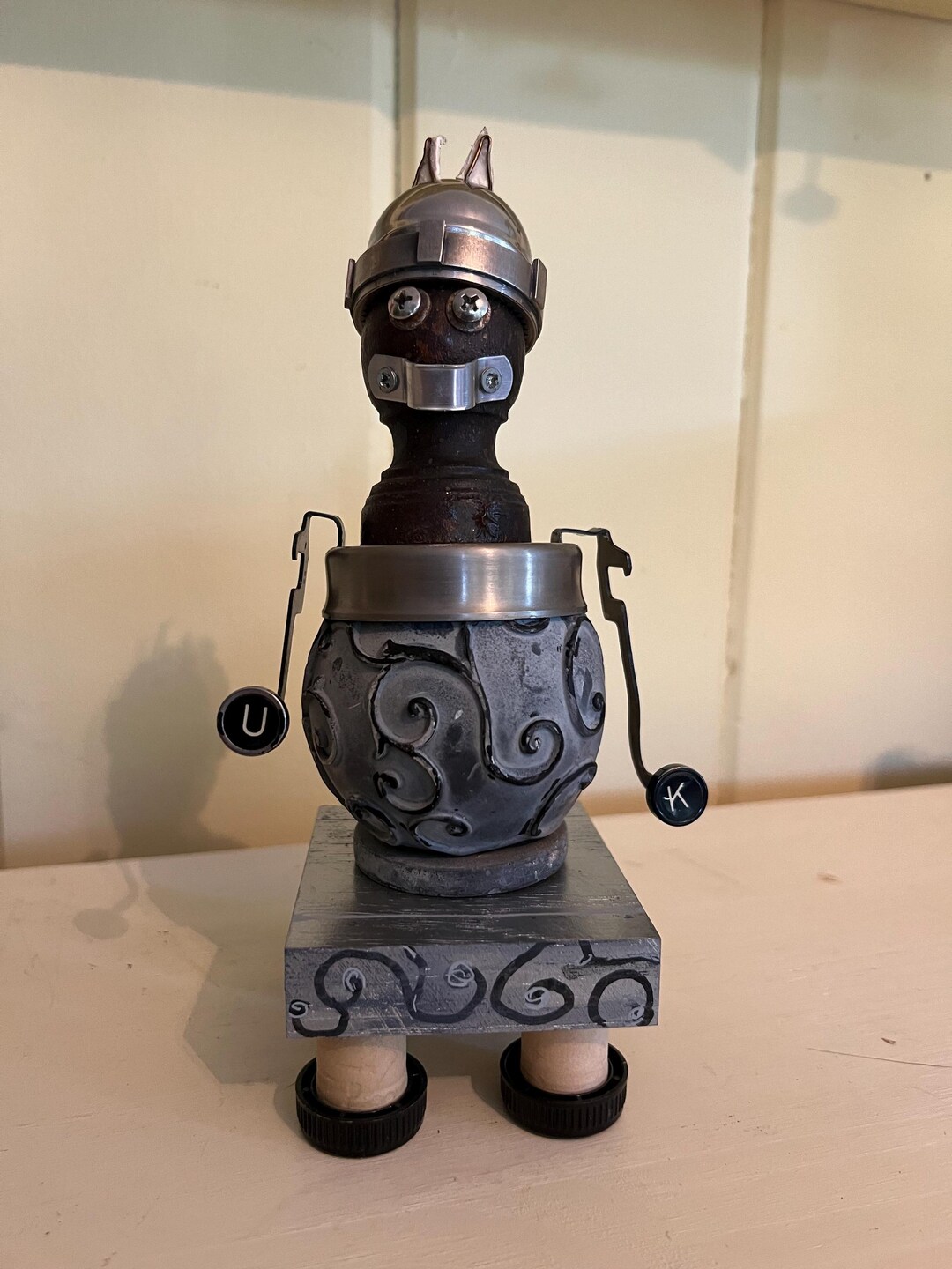 Robot British All Around Knight Guy- Quirkbots - Handmade Robot Decor ...