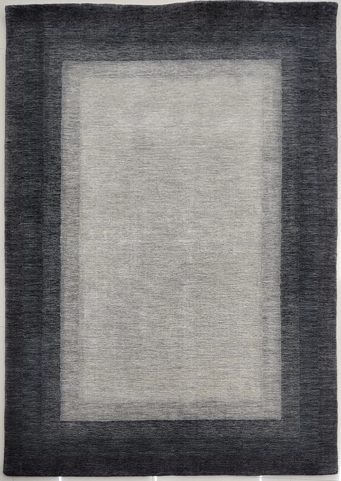 Minimalist Gradient Grey Border Rug - Hand Tufted - Etsy