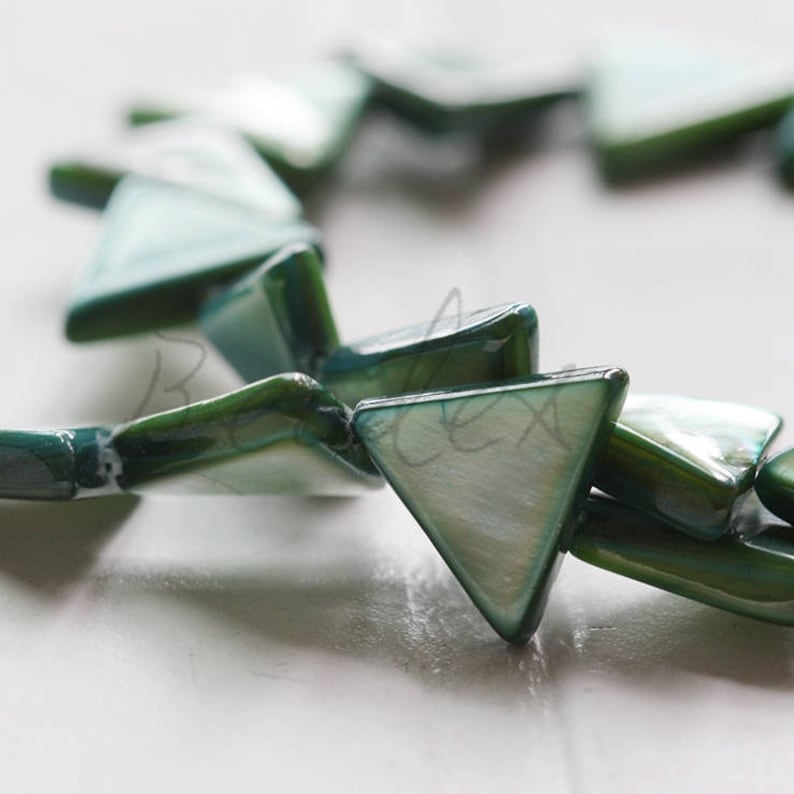 One Full 15 Inch Strand / Shell / Triangle / Bead / Spacer / - Etsy