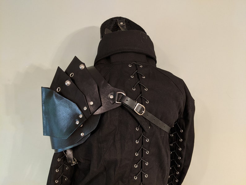 Road Warrior Pauldron Leather Battle Shoulder Armor LARP SCA - Etsy
