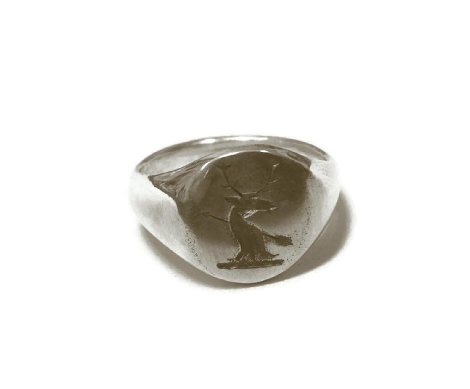 Stag Signet Ring, Antiqued - Etsy UK