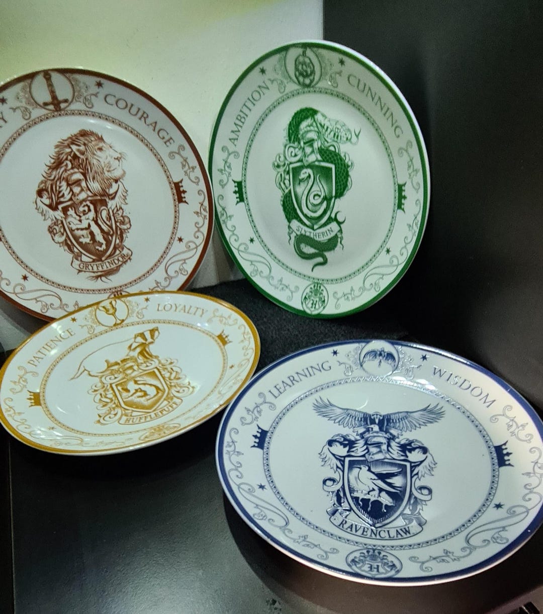Hogwarts Houses House Emblem Plates Set Harry Potter - Etsy