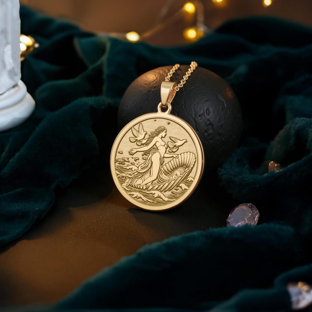 Aphrodite Pendant Necklace: 14K Gold Birth of Venus, Sea Shell Charm - Etsy