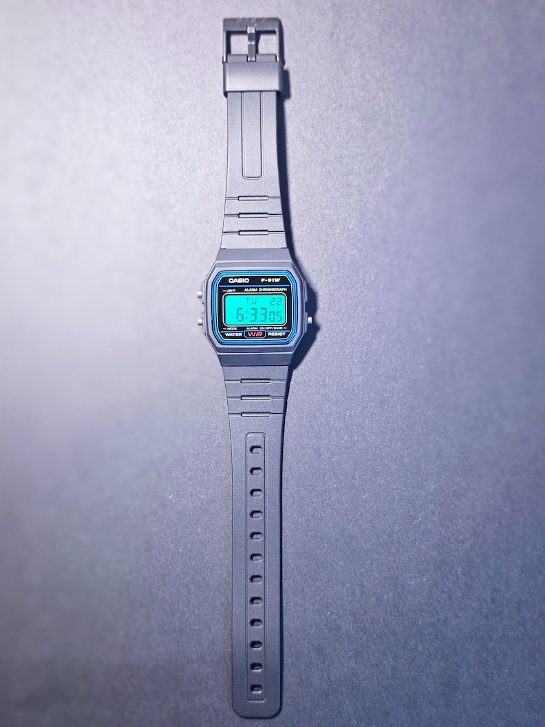 Custom Casio F91 Watch: Modified Color LCD - Retro Digital Wristwatch ...