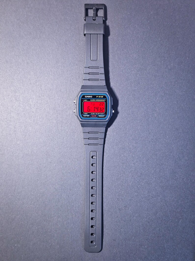 Custom Color Display Casio F91 Watch: Retro Digital Wristwatch - Etsy