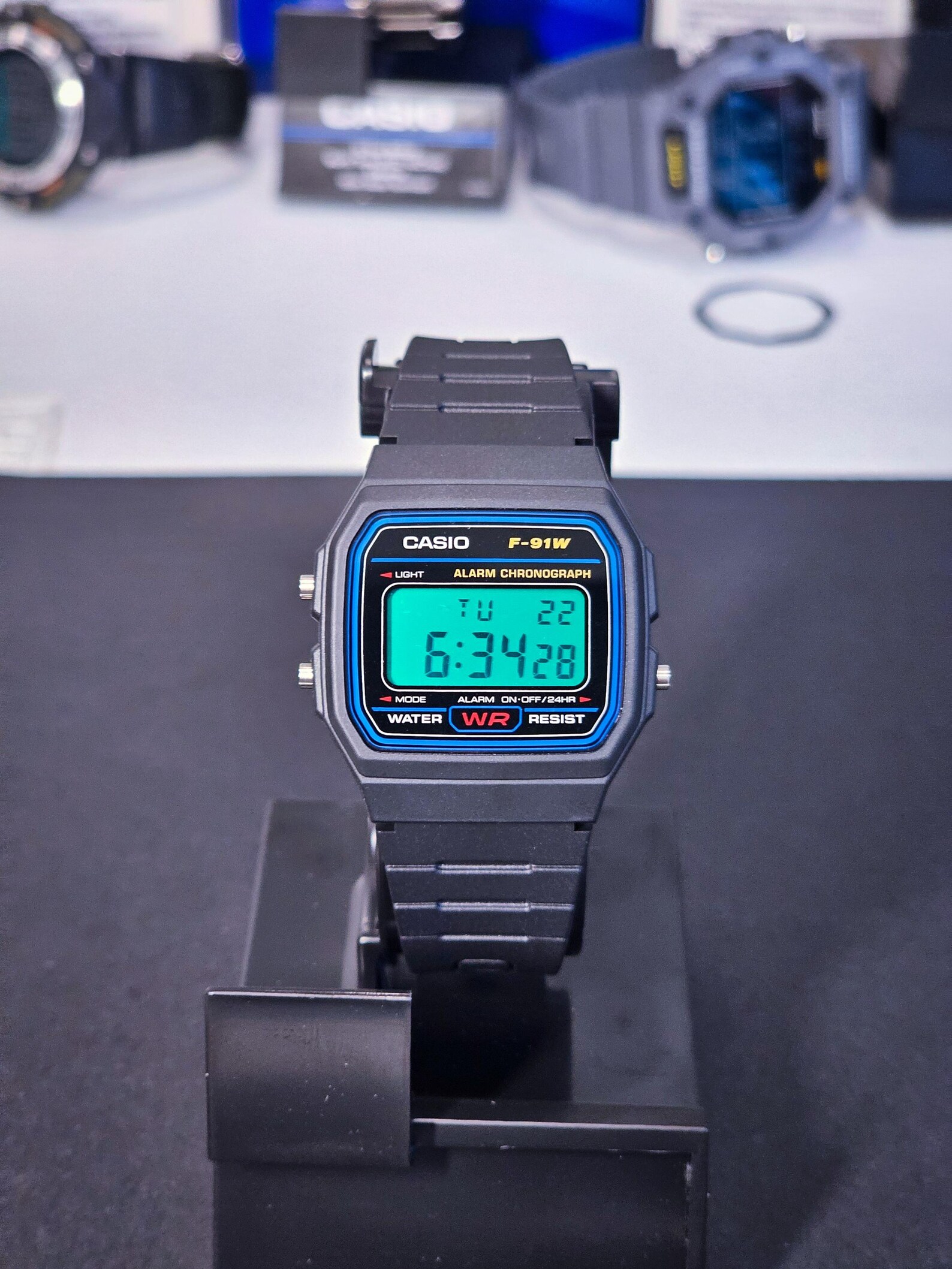 Custom Casio F91 Watch: Modified Color LCD - Retro Digital Wristwatch ...