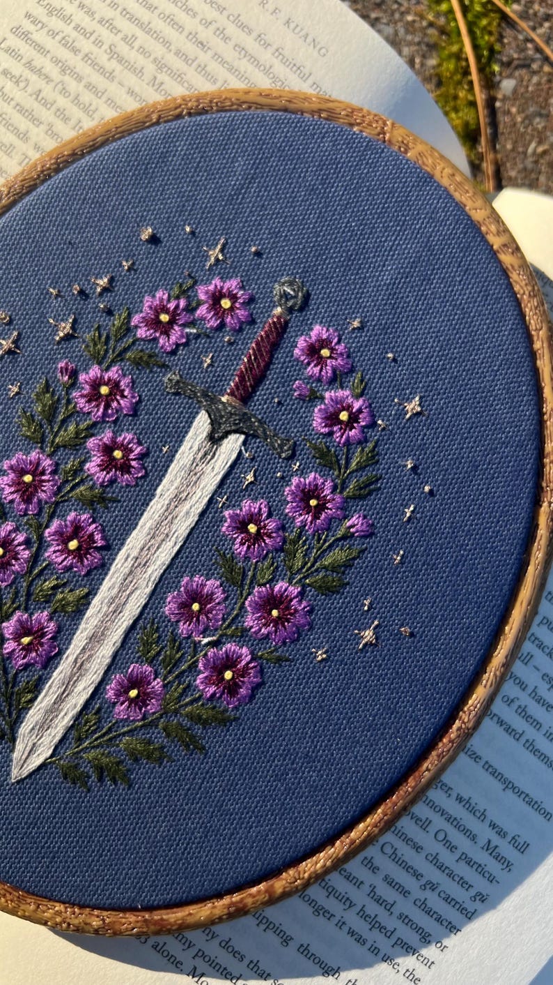 Fourth Wing Embroidery Pattern: Sword & Violets Stick and Stitch - Etsy