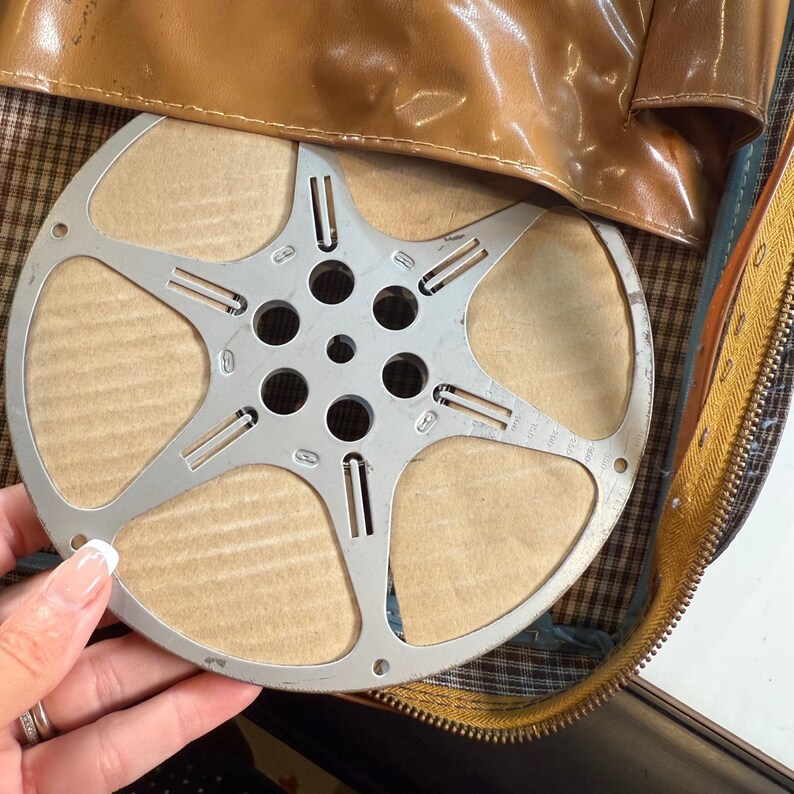 Vintage Sekonic 8 Auto Load Movie Projector With Case and Film Reel ...