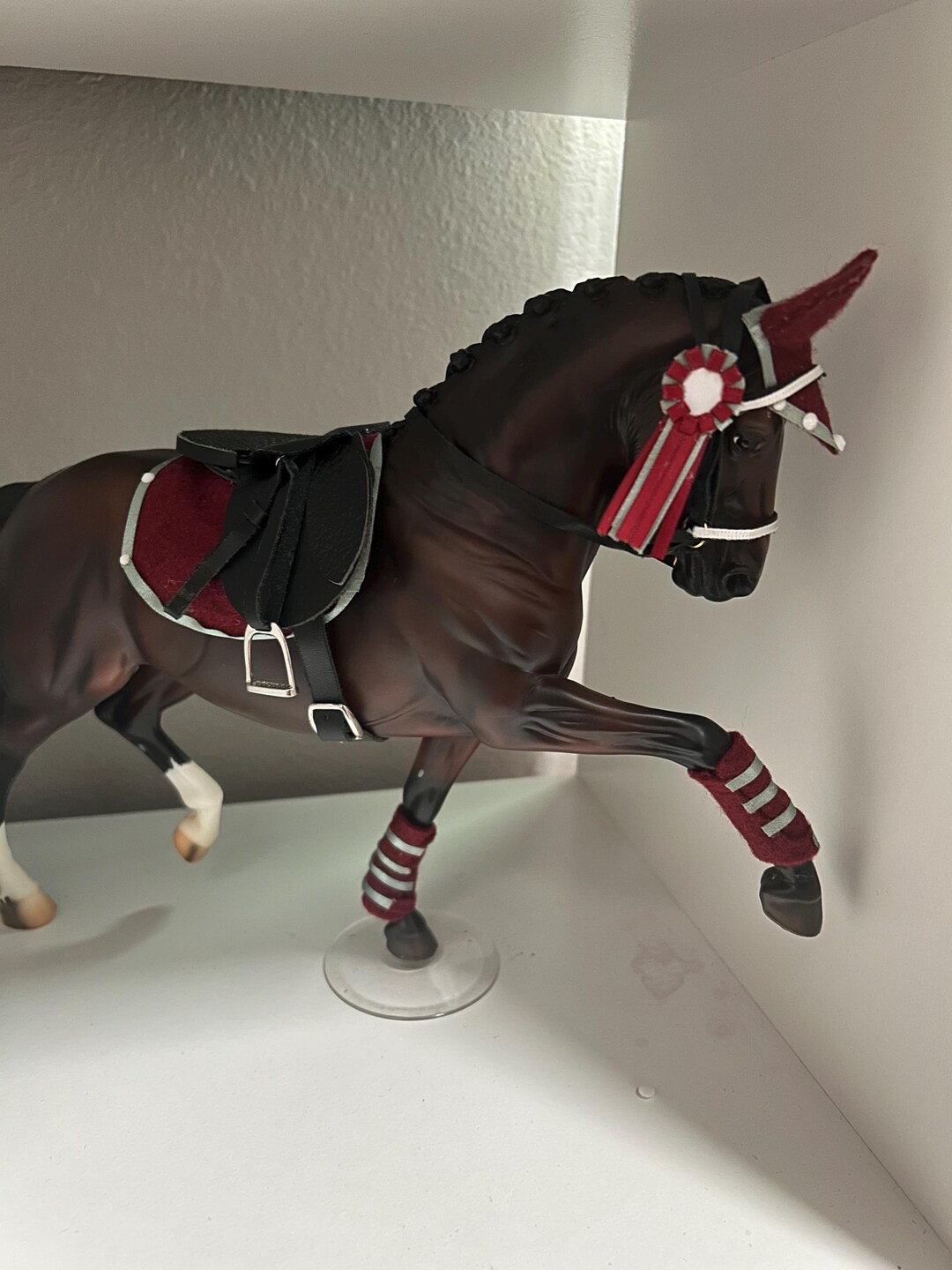 Breyer | Model Horse | Dressage | Tack Set | Scale 1:9 | Red | Green ...