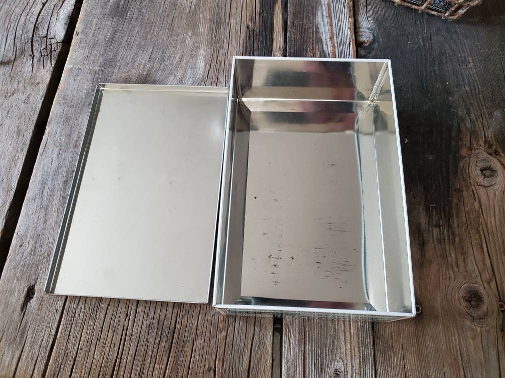 Jacob & Co Cream Crackers Tin - Etsy