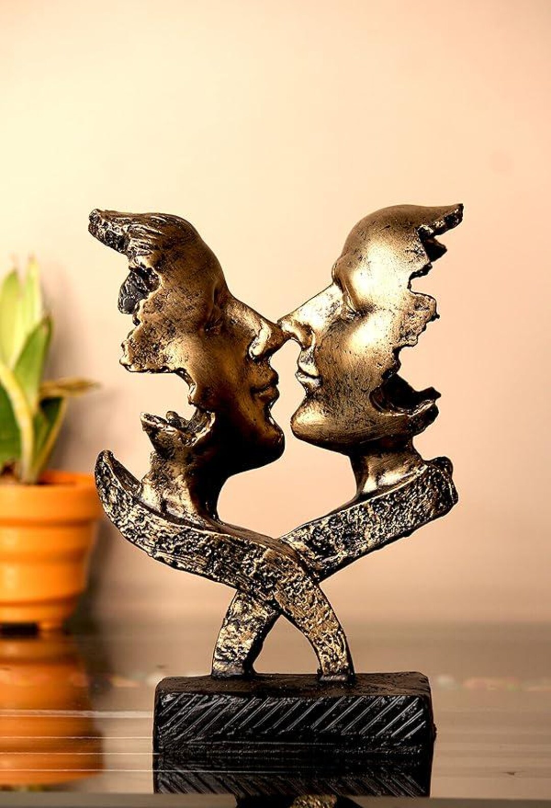 Abstract Couple Sculpture: Modern Bronze Resin Art, Romantic Home Decor ...