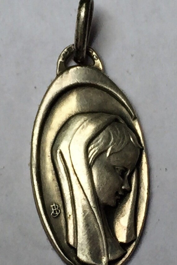 Virgin Mary Vintage Silver Religious Medal on 18 | Etsy