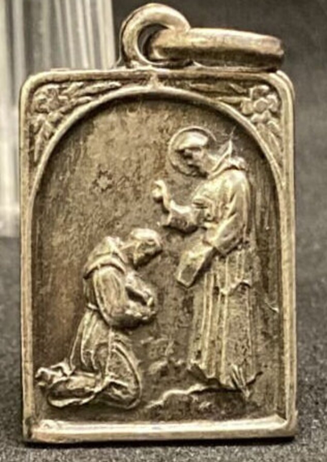 Saint FRANCIS BLESSING Spanish Vintage Catholic Jewelry Religious Medal ...