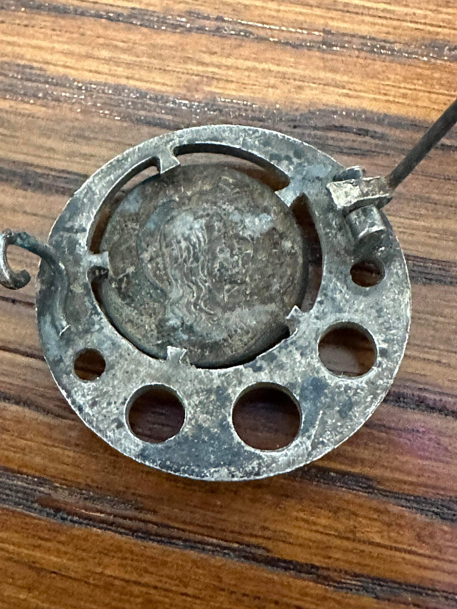 Portrait of Mother Mary With Jesus Inside Bi-colored Brooch - Etsy