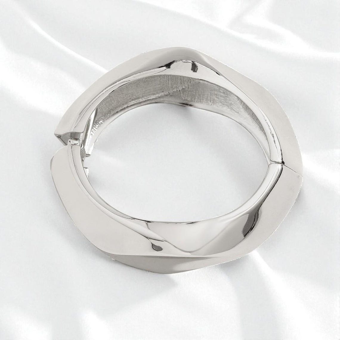 Geometric Metal Facet Bracelet, Modern Elegant Jewelry - Etsy