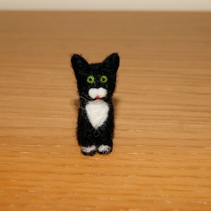 Cat Miniature, Black Cat Miniatute, Felted Black Cat, Black White Cat, Felted Kitten - Etsy