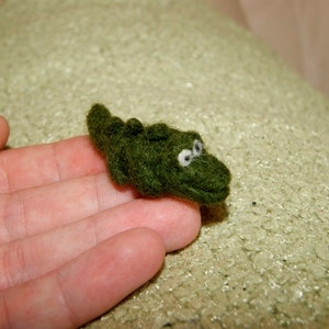 Felt Crocodile, Felt Toy, Cake Topper, Natural Wool Toy, Tiny Soft ...