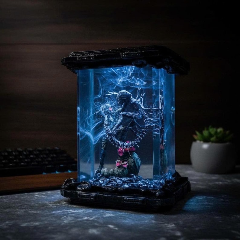 Custom Xeno.morph Vs Pr.ed.ator Resin Lamp, Ali.en Epoxy Lamp,handmade ...