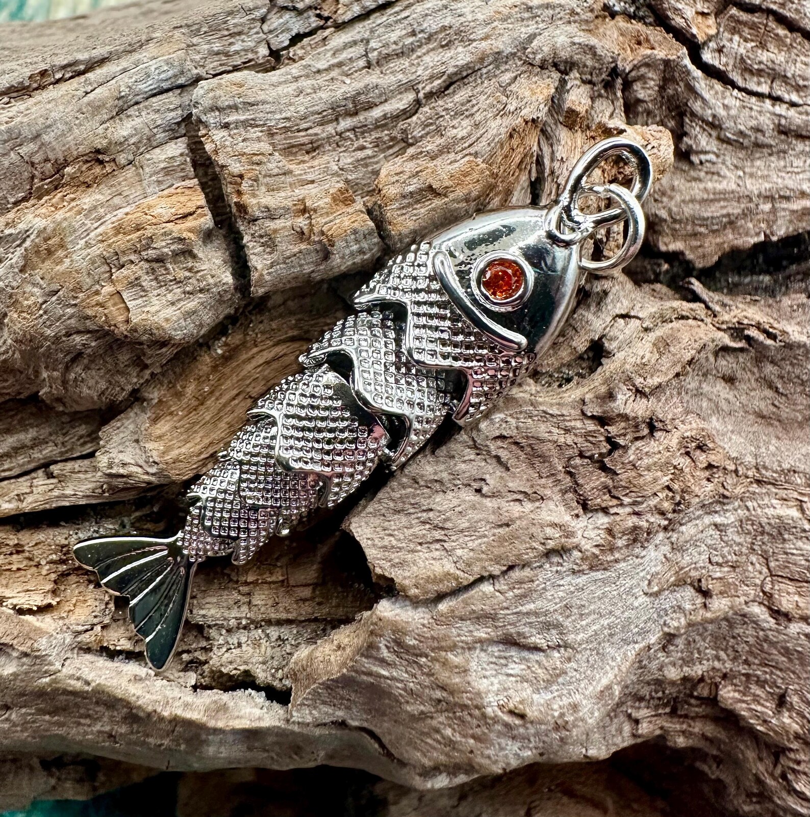 Vintage Style ARTICULATED MOVEABLE FISH Good Luck Charm Pendant for ...