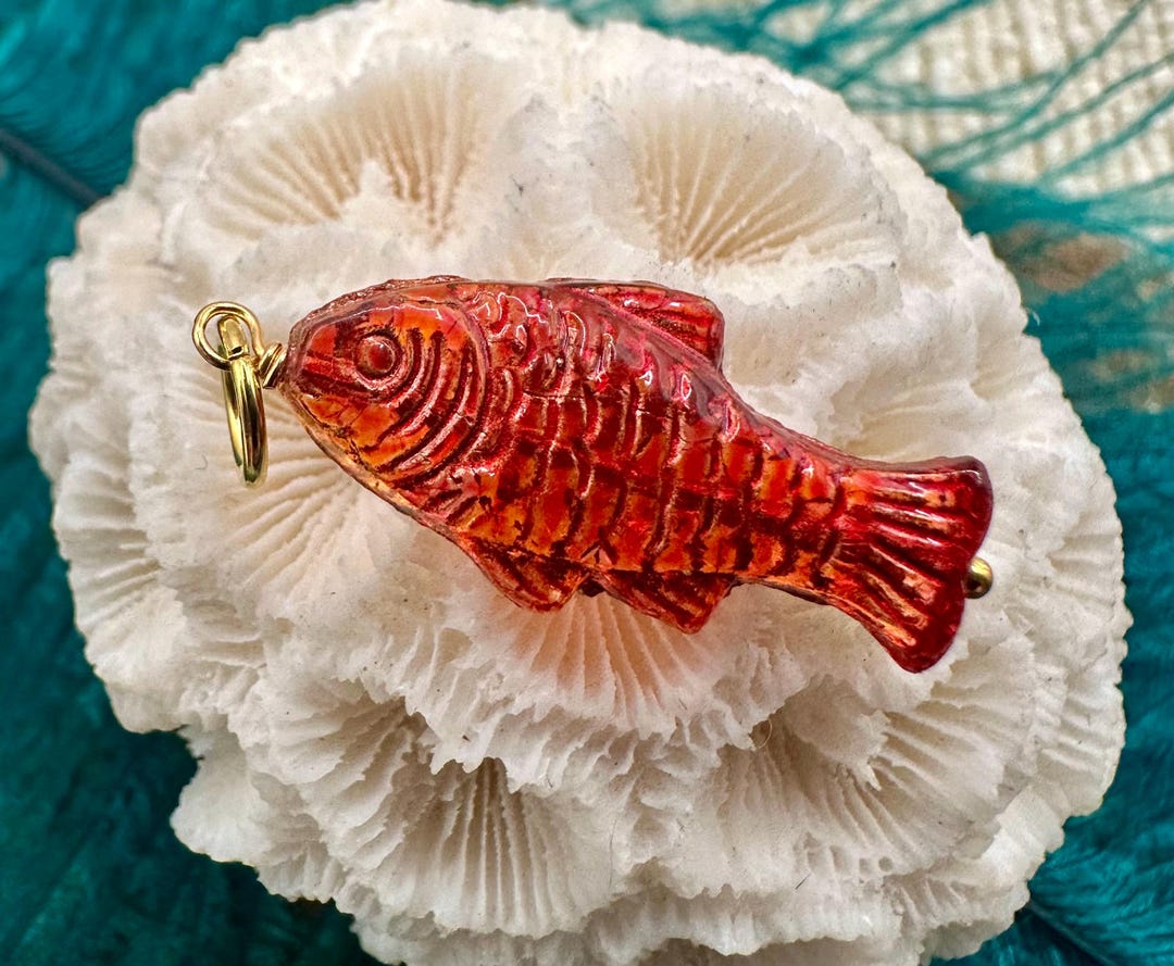 Vintage Style RUBY RED FISH Czech Glass Bead Charm Pendant for Necklace ...