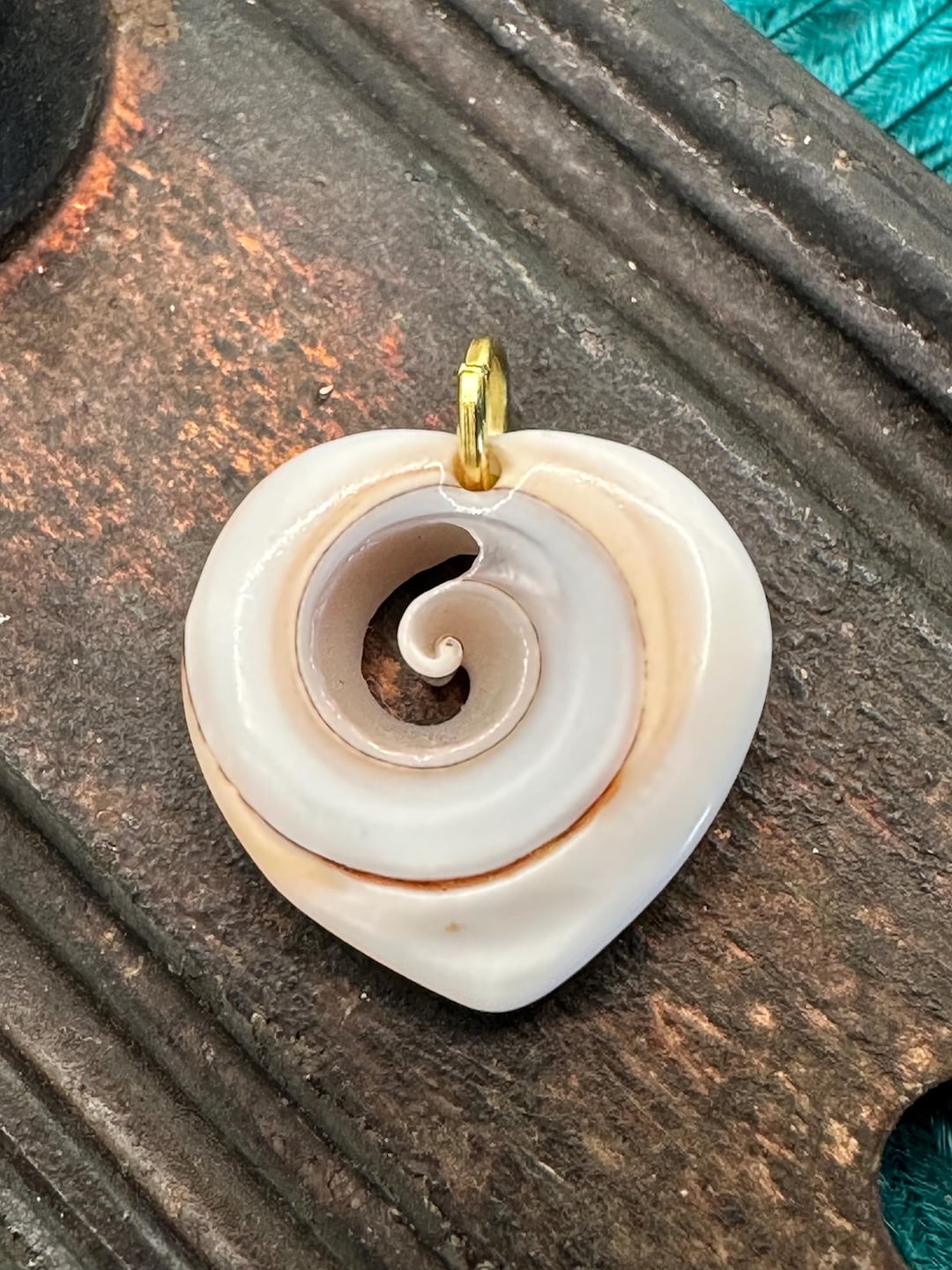 Vintage HEART SHIVA SHELL Charm Pendant for Necklace Gold Jewelry ...
