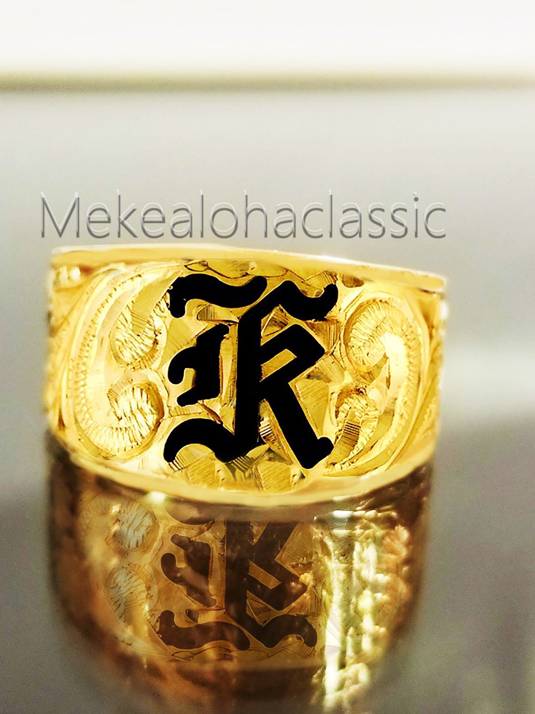 18mm Hawaiian Heirloom Carved Scroll Black Initial Letter Tapered Ring ...