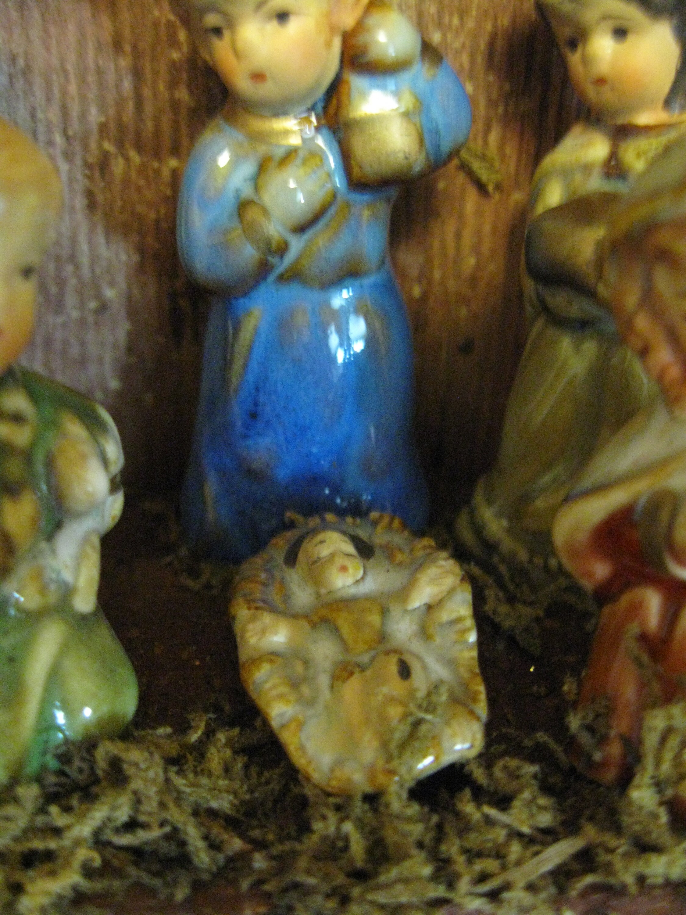 Nativity Scene Set 8 Piece Vintage Ceramic Little Figurines of Blue ...